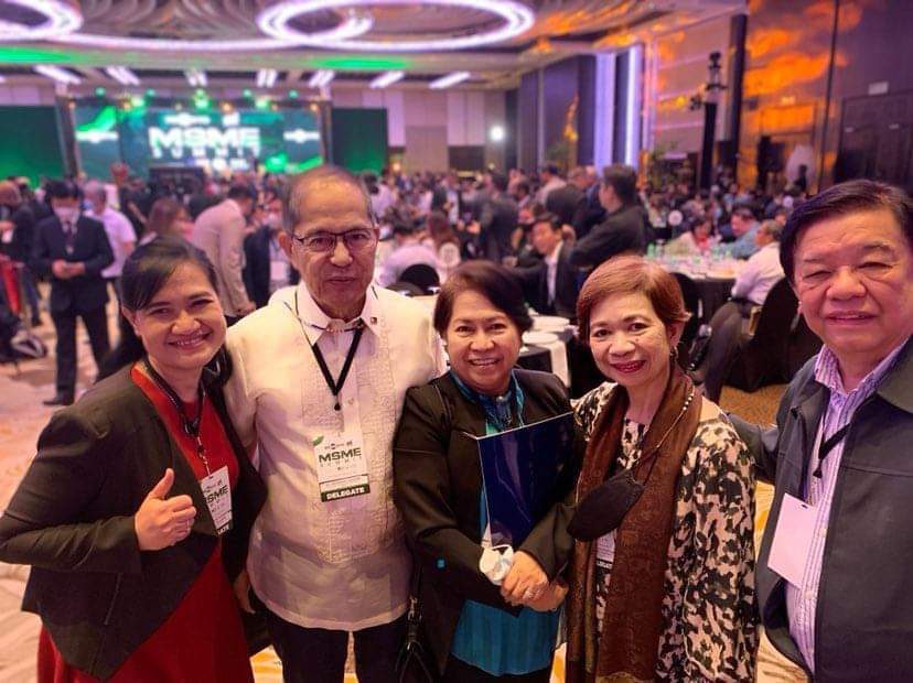 Pres Ellen and the CSR group and mentors with Sec Benny Laguesma at the ...